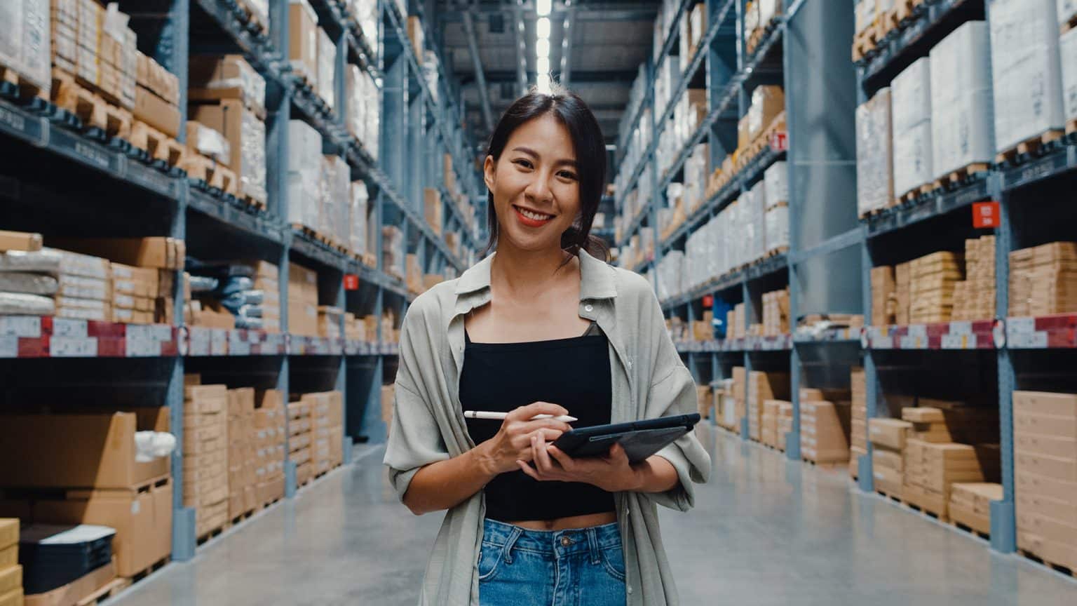 The Definitive Guide to Setting Up Your E-Commerce Warehouse | White ...