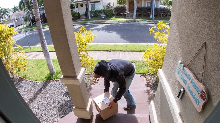 UPS Unveils ‘DeliveryDefense’ to Curtail Porch Piracy | Sellercloud