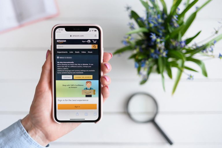 Amazon Tests Out AI Chatbot | Sellercloud